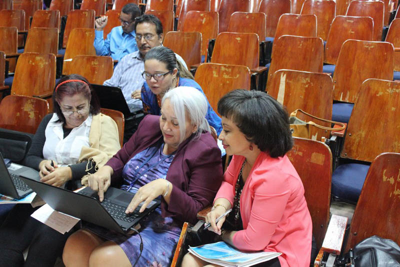 Universidad Autónoma de Chiriquí | Continúa el Seminario Taller - Estrategias para la ...