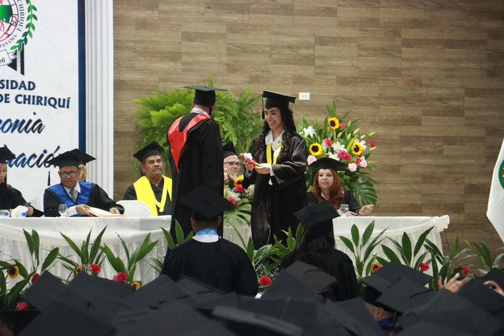 Universidad Autónoma de Chiriquí | UNACHI ENTREGARÁ 293 NUEVOS ...